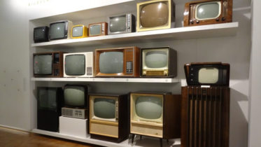 The Cathode Ray Tube - Gizmo Highway Technology Guide